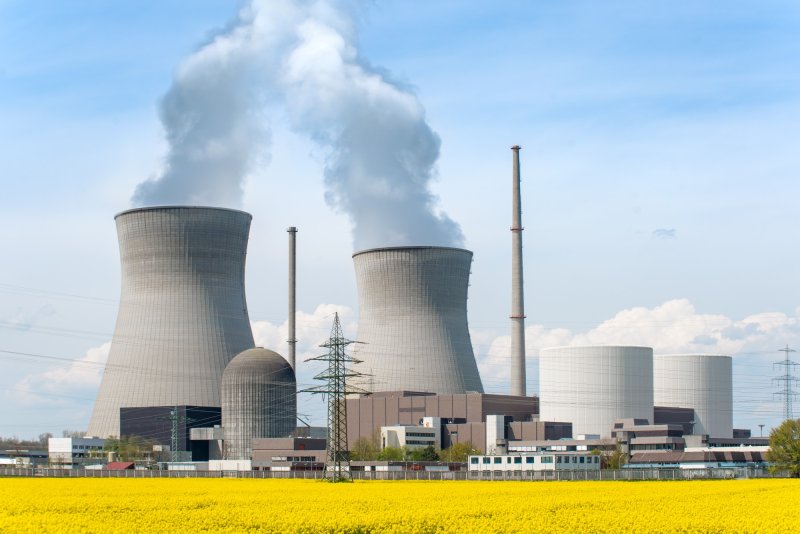 What are the costs of building, operating, and decommissioning a ...